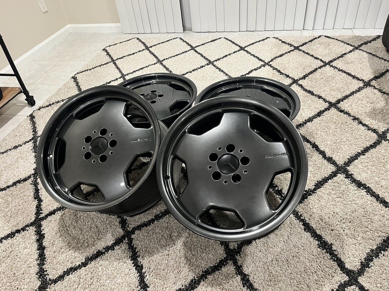 Staggered 18″ AMG Aero II Monoblock Wheels For Sale | The MB Market