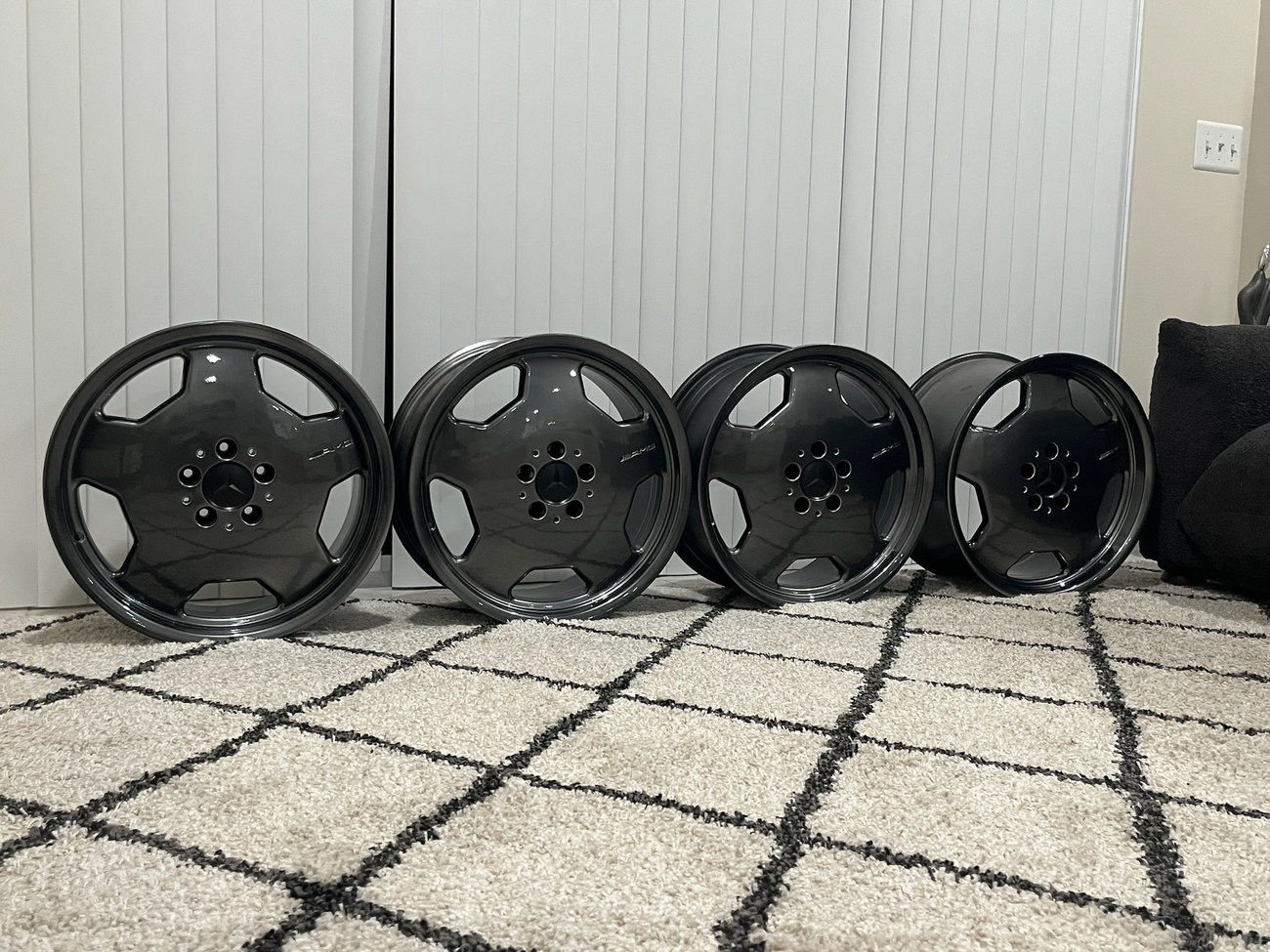 Staggered 18″ AMG Aero II Monoblock Wheels For Sale | The MB Market