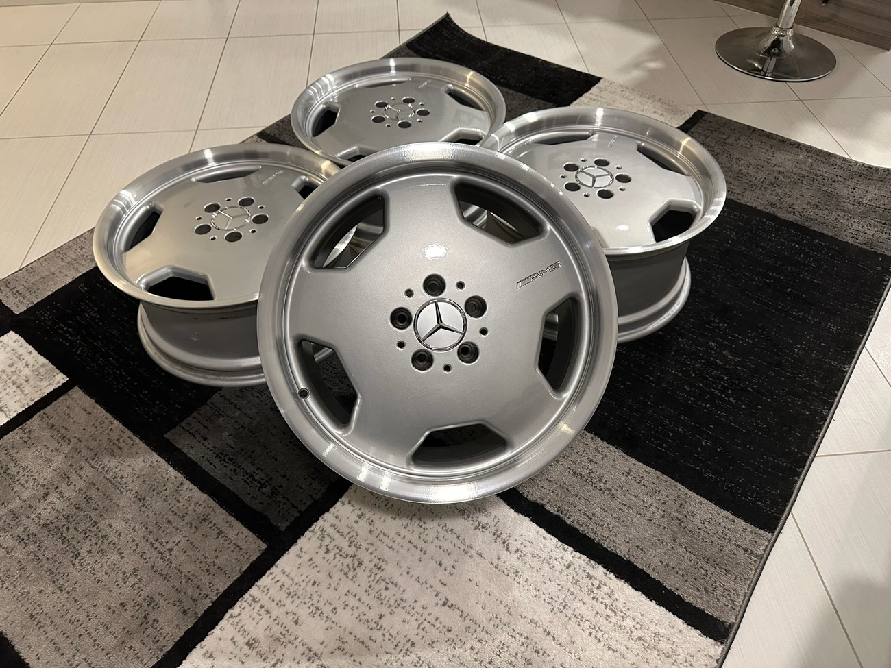 Staggered 18" AMG Aero II Monoblock Wheels For Sale | The MB Market