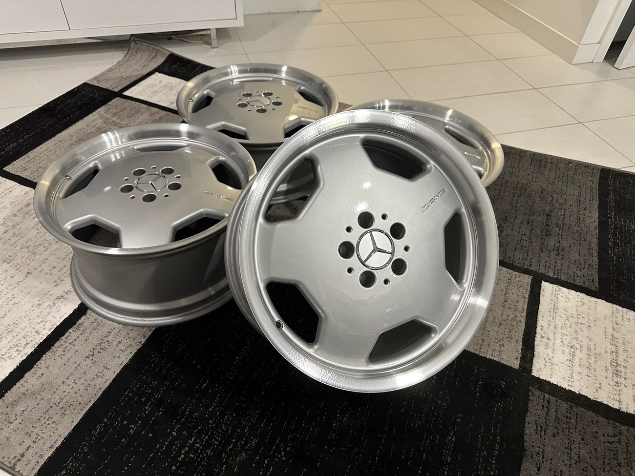 Staggered 18" AMG Aero II Monoblock Wheels For Sale | The MB Market