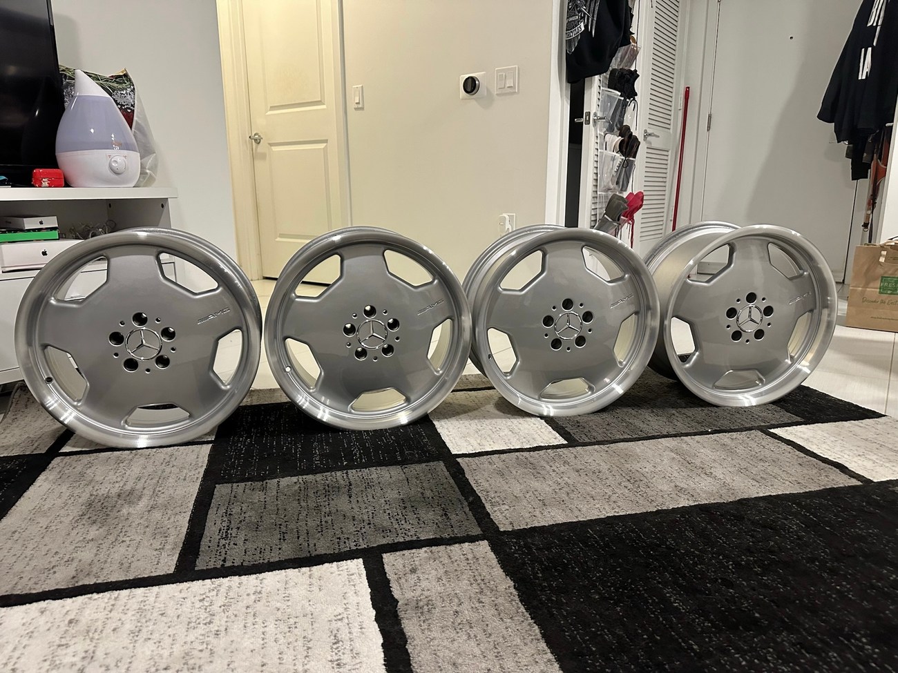 Staggered 18" AMG Aero II Monoblock Wheels For Sale | The MB Market