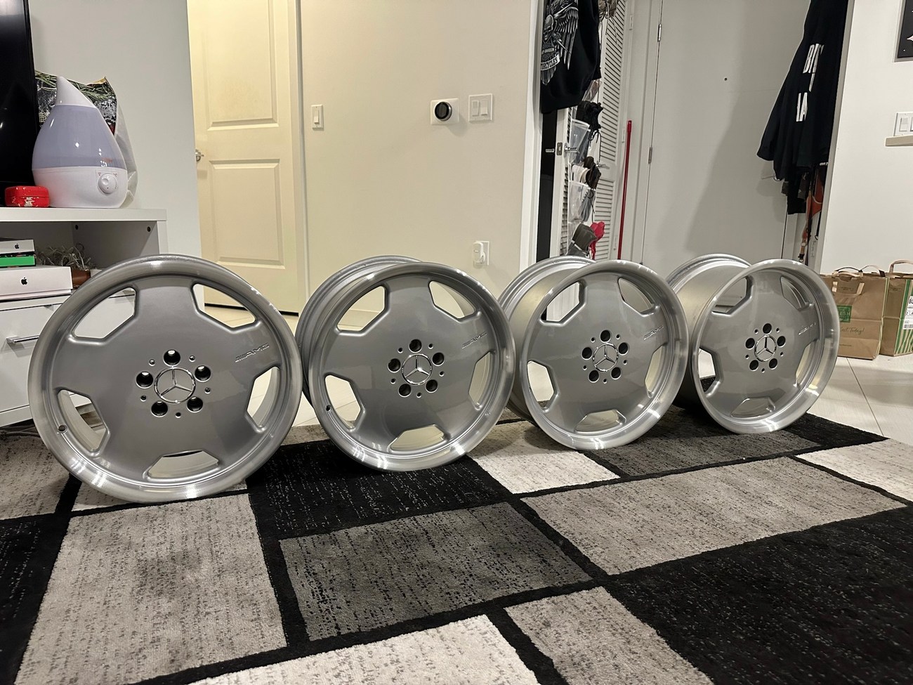 Staggered 18" AMG Aero II Monoblock Wheels For Sale | The MB Market