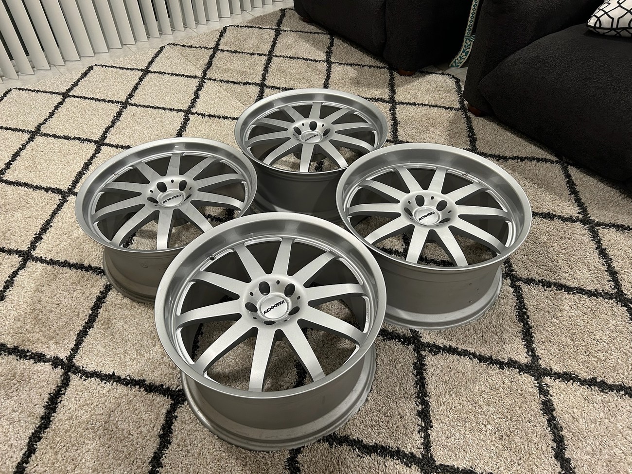 Staggered 20" RENNtech Monolite Forged Wheels For Sale | The MB Market