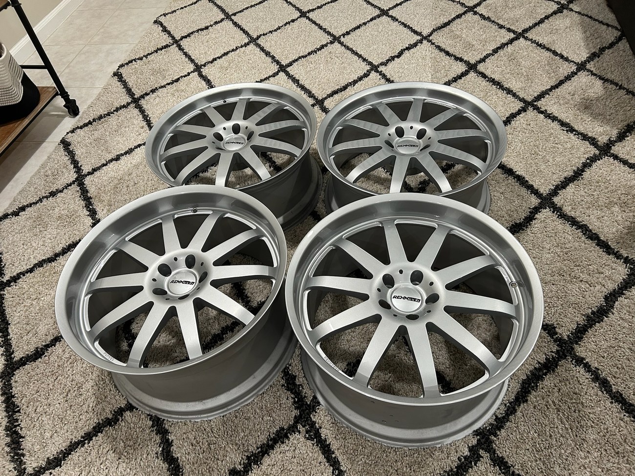 Staggered 20" RENNtech Monolite Forged Wheels For Sale | The MB Market