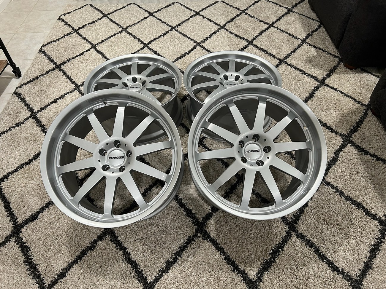 Staggered 20" RENNtech Monolite Forged Wheels For Sale | The MB Market