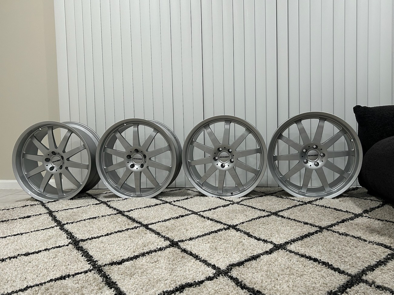Staggered 20" RENNtech Monolite Forged Wheels For Sale | The MB Market