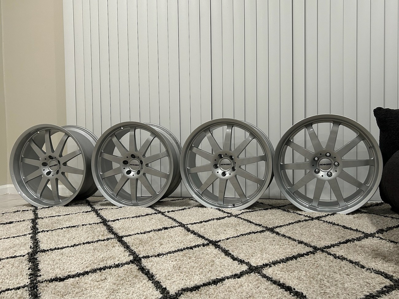 Staggered 20" RENNtech Monolite Forged Wheels For Sale | The MB Market