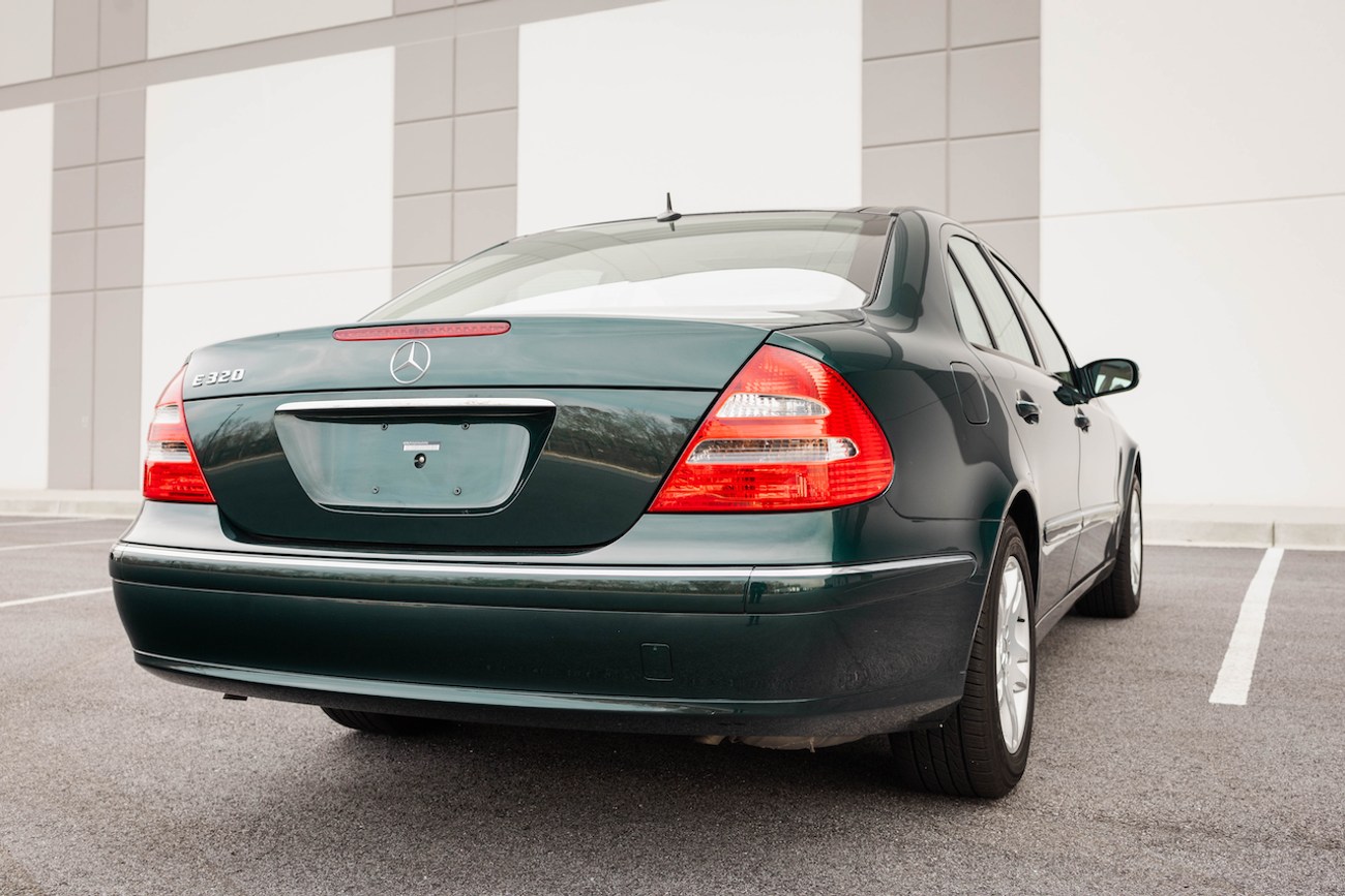17k-Mile 2005 Mercedes-Benz E320 For Sale | The MB Market
