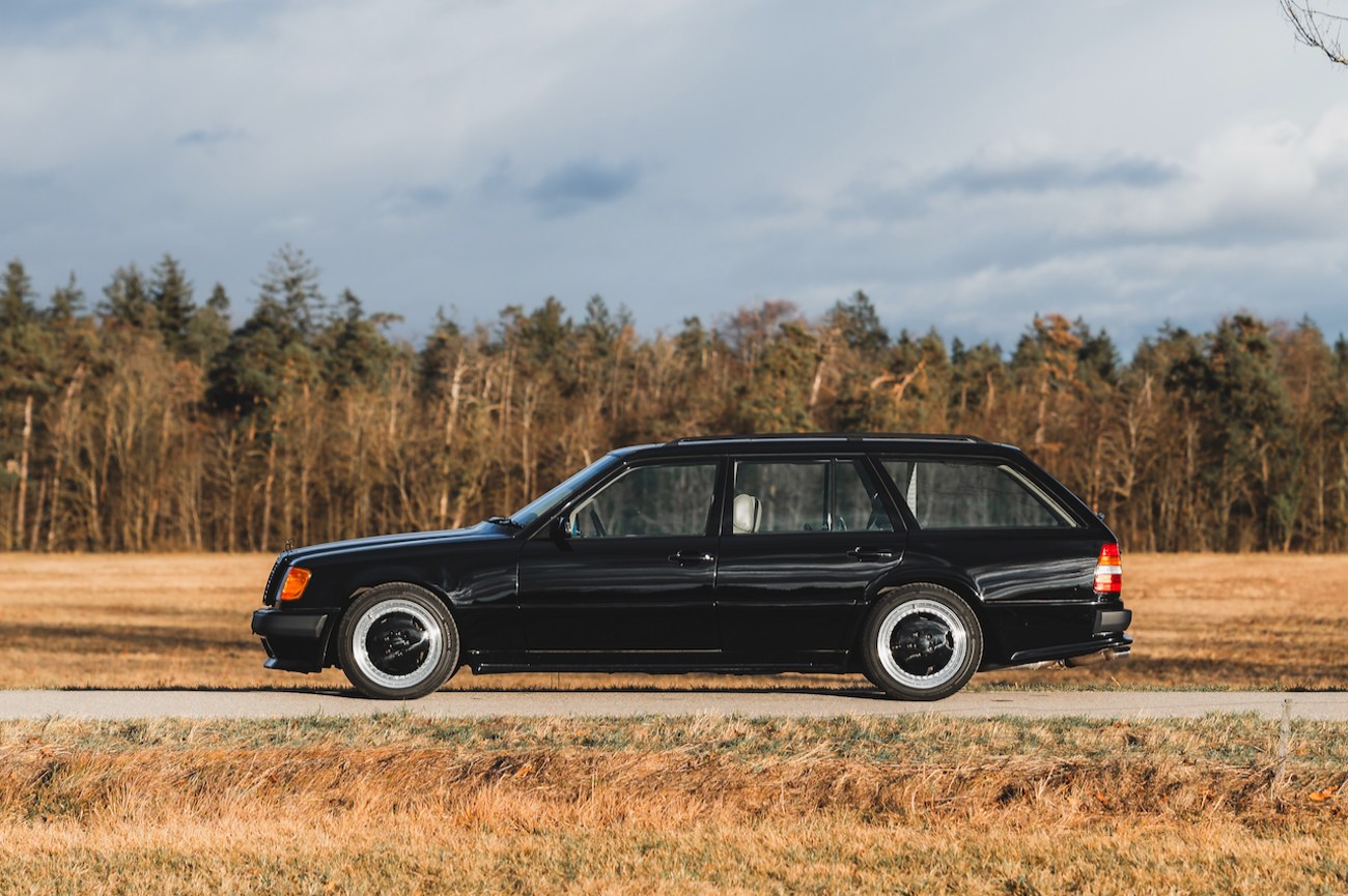1991 Mercedes-Benz 300TE-24 3.4 AMG For Sale | The MB Market