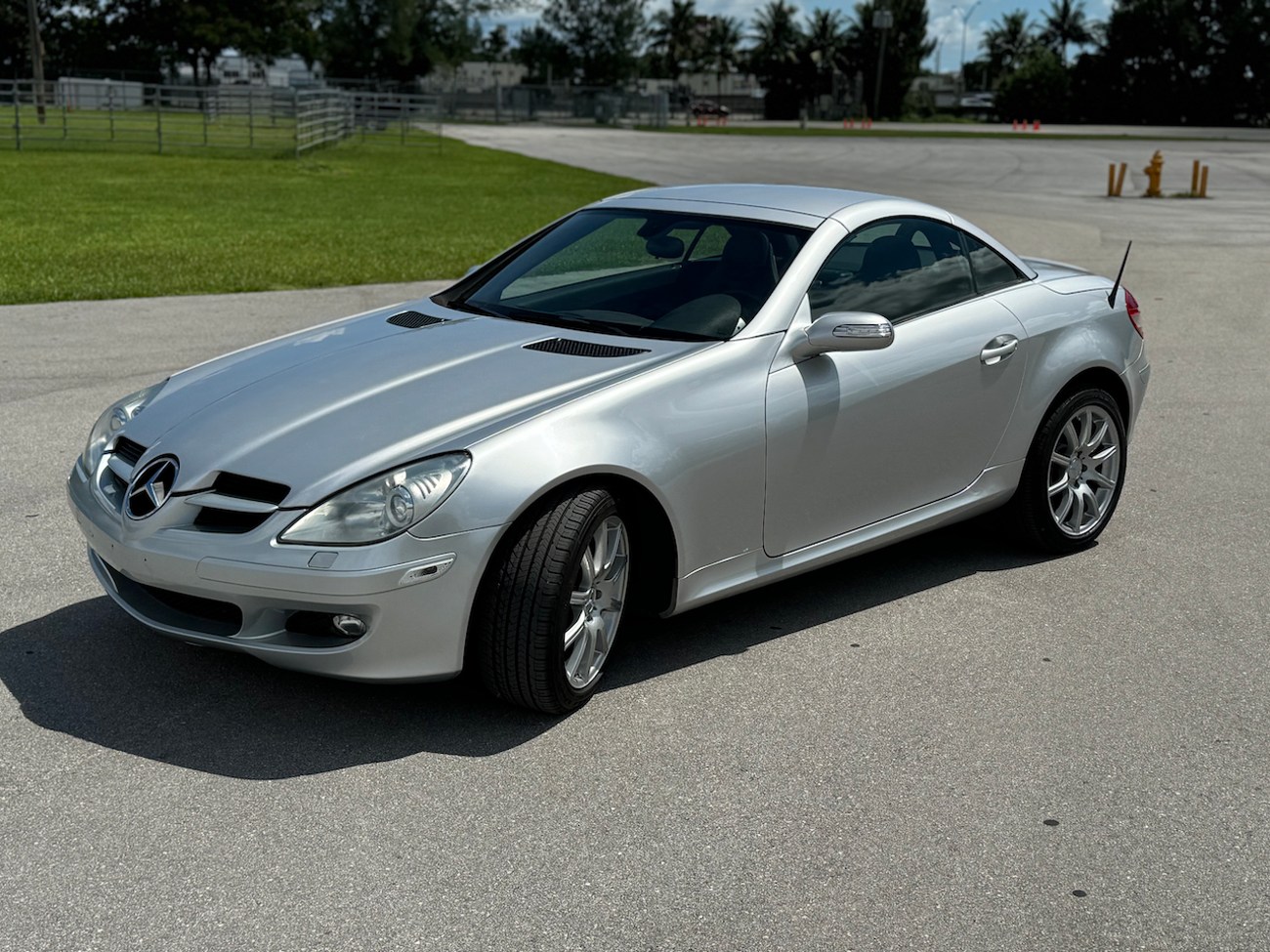 2005 Mercedes-Benz SLK350 6-Speed w/61k miles For Sale | The MB Market