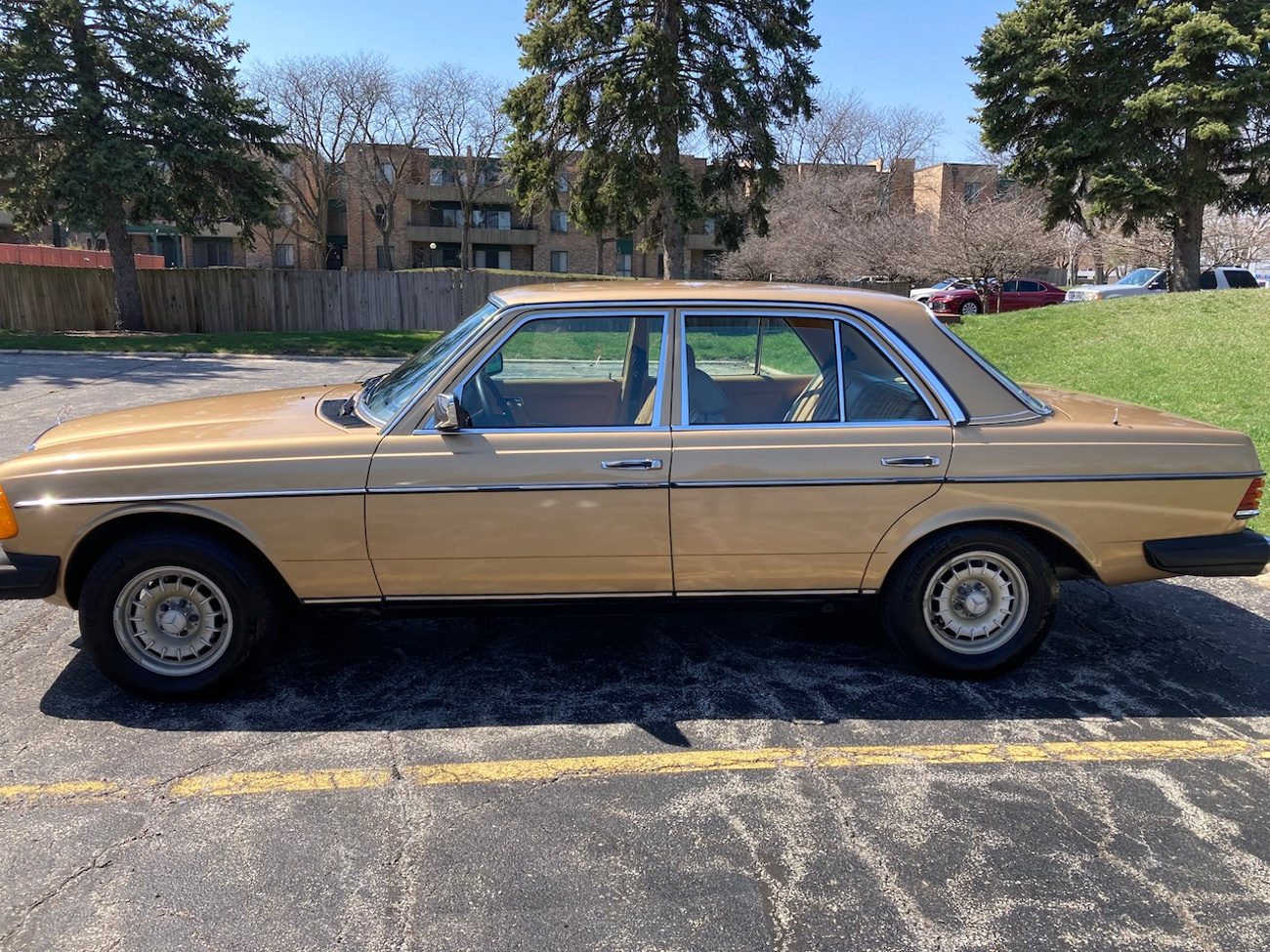 1985 Mercedes-Benz 300D Turbodiesel For Sale | The MB Market