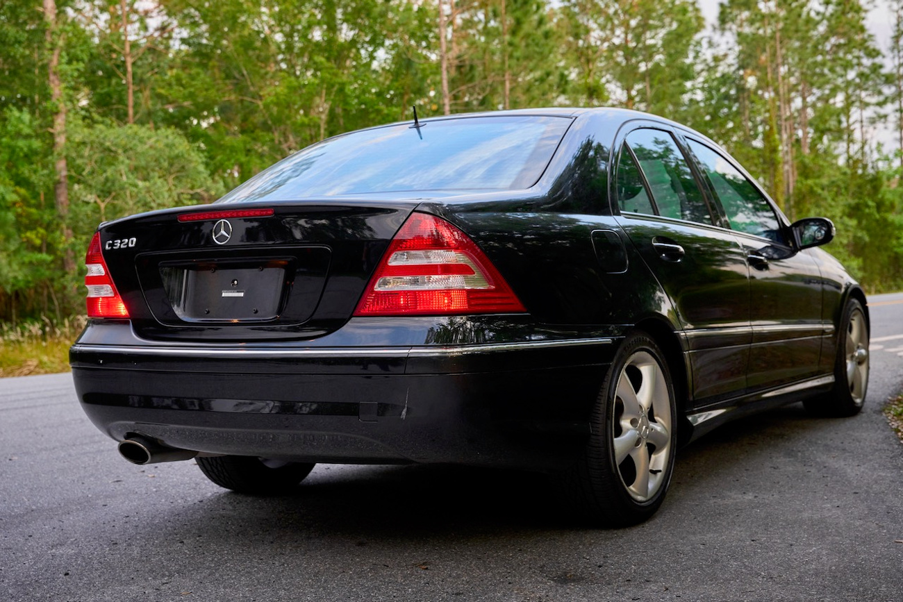 42k-Mile 2005 Mercedes-Benz C320 Sport For Sale | The MB Market