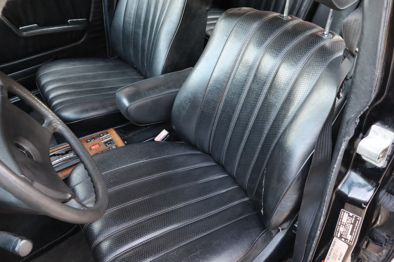 NO RESERVE: Euro 5.0L M117-Swapped 1982 Mercedes-Benz 300D For Sale ...