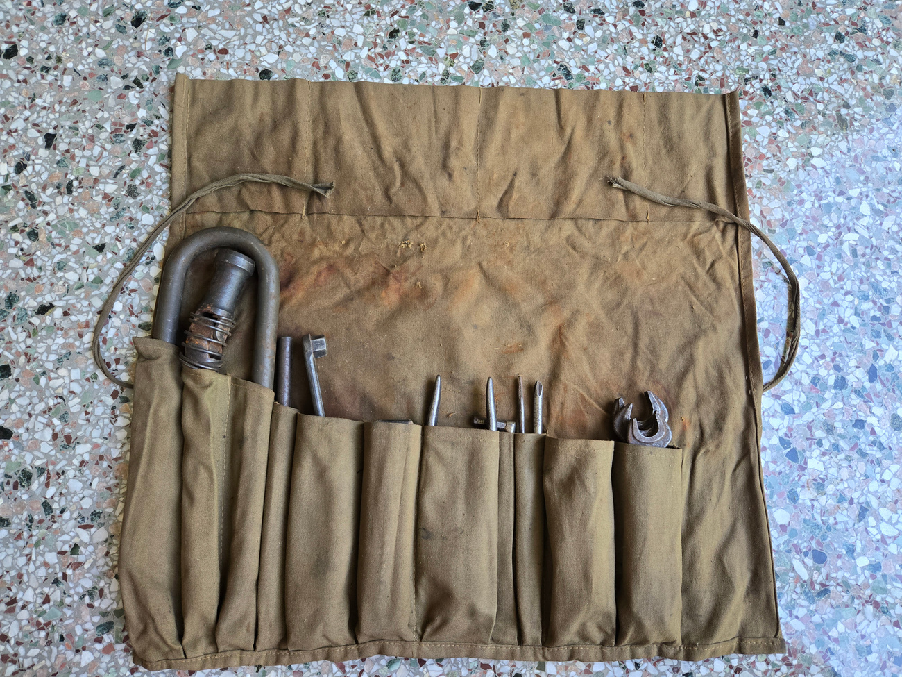 NO RESERVE: Mercedes-Benz 190SL Tool Kit For Sale | The MB Market