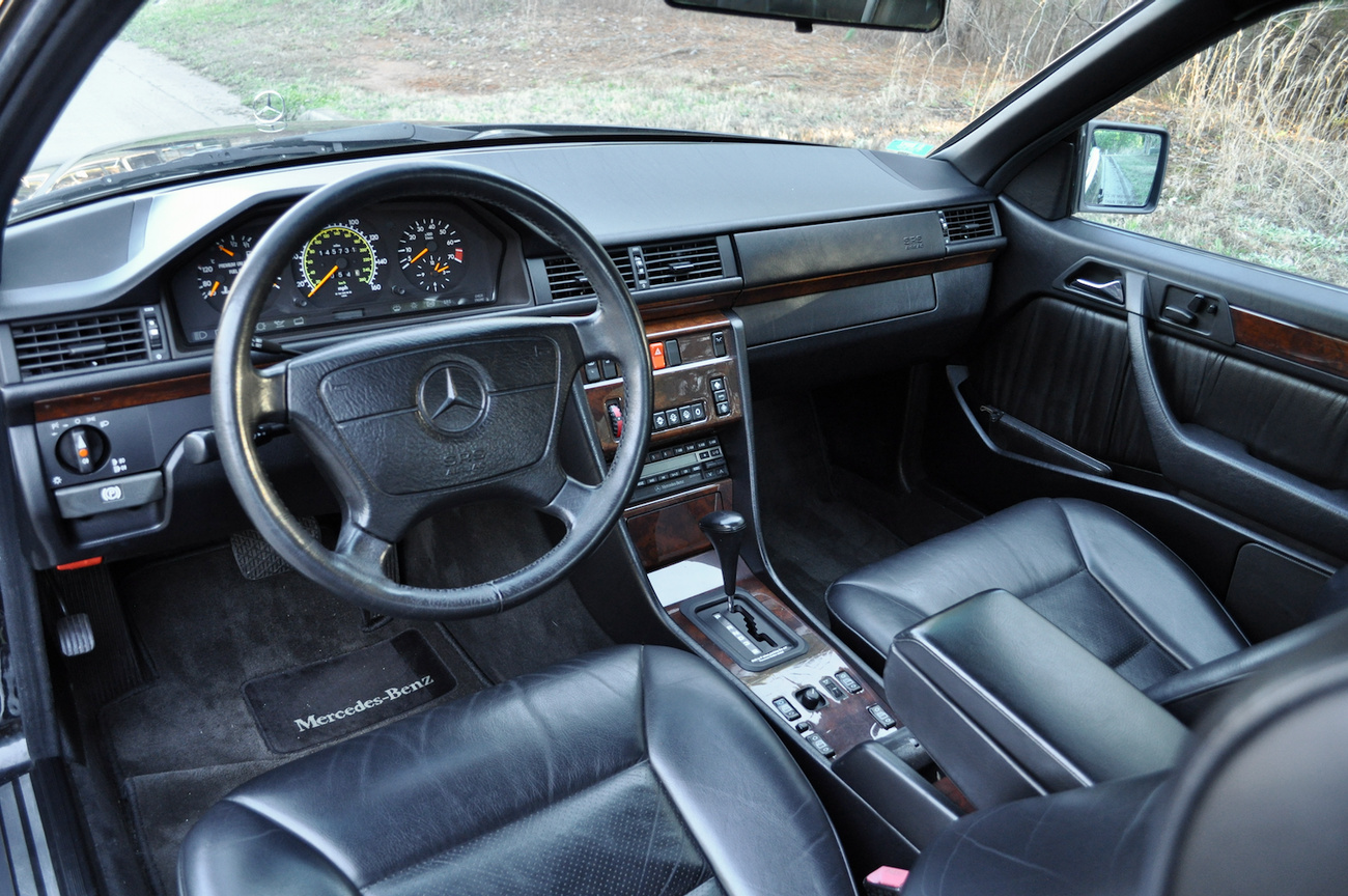1993 Mercedes-Benz 300CE For Sale | The MB Market