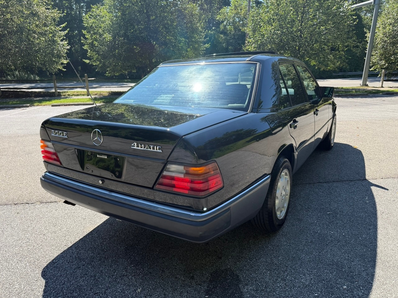 NO RESERVE: 1993 Mercedes-Benz 300E 4MATIC Project For Sale | The MB Market