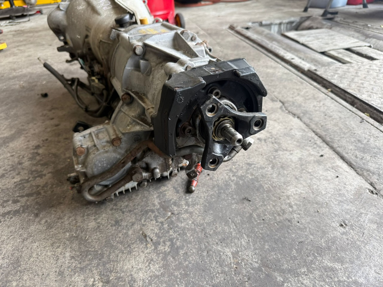 NO RESERVE: W124 300E/TE 4MATIC Transmission For Sale | The MB Market