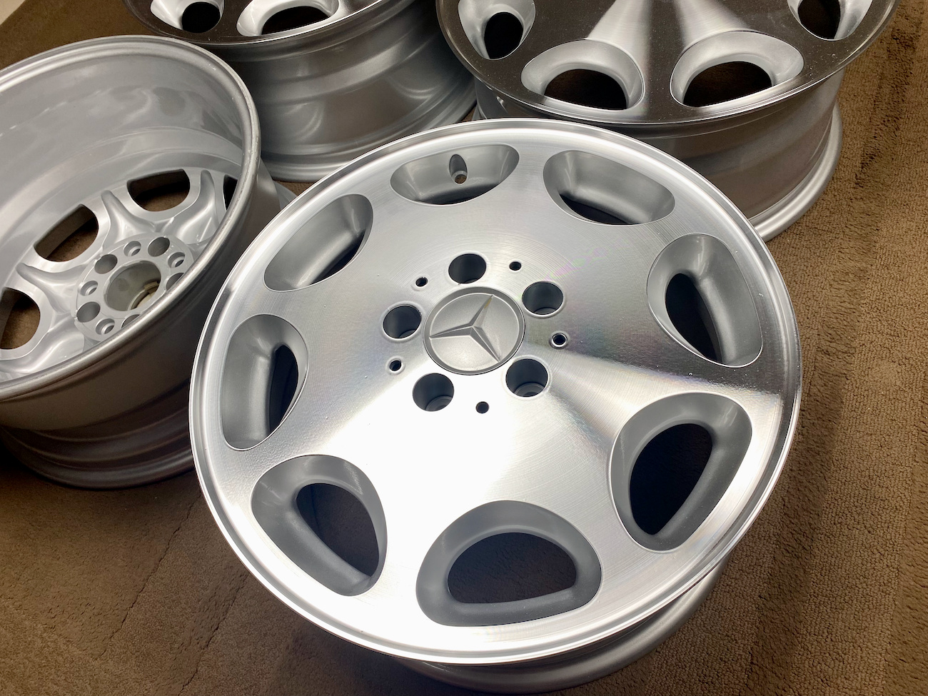 OEM 16" W140 8-Hole Wheels For Sale | The MB Market