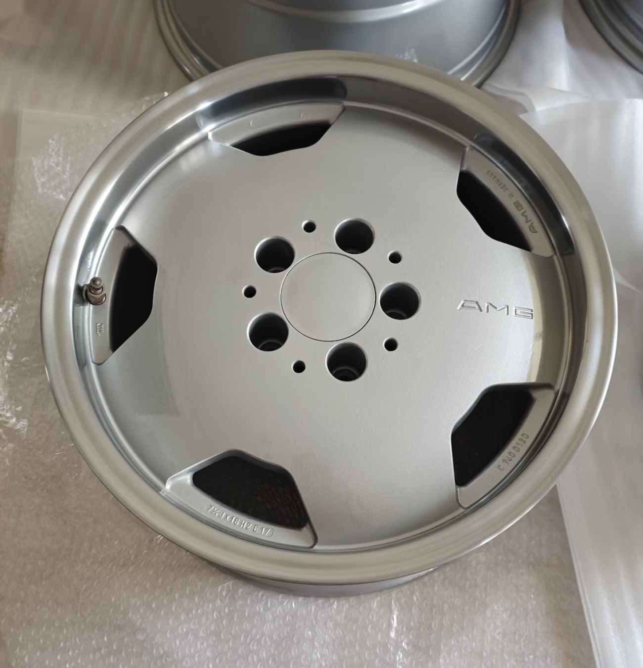 Staggered 16" AMG Aero I Monoblock Wheels For Sale | The MB Market