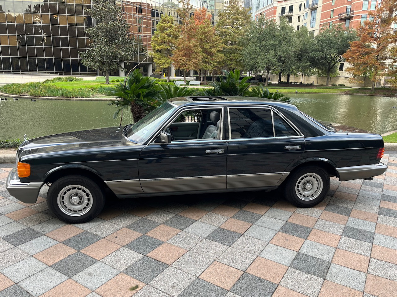 28-Years Owned 1985 Mercedes-Benz 300SD For Sale | The MB Market