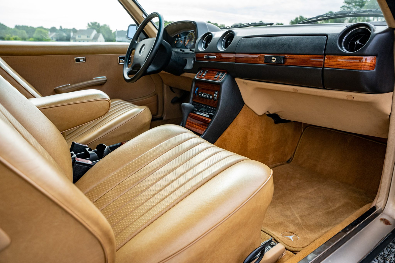 Modified 1983 Mercedes-Benz 300CD Turbo For Sale | The MB Market