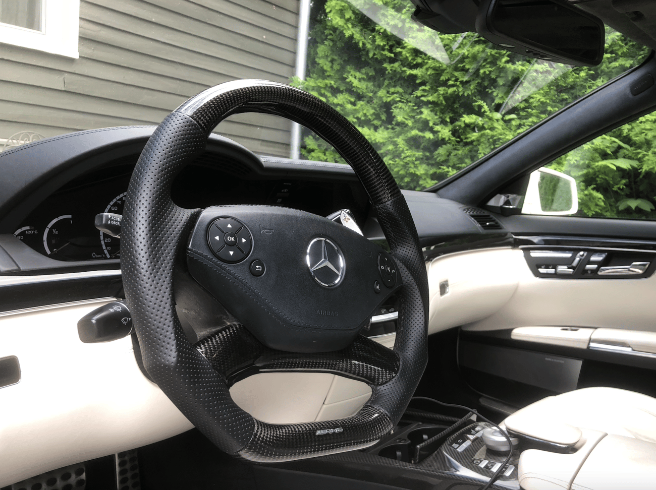 NO RESERVE: Custom Steering Wheel for W221/C216 For Sale | The MB Market