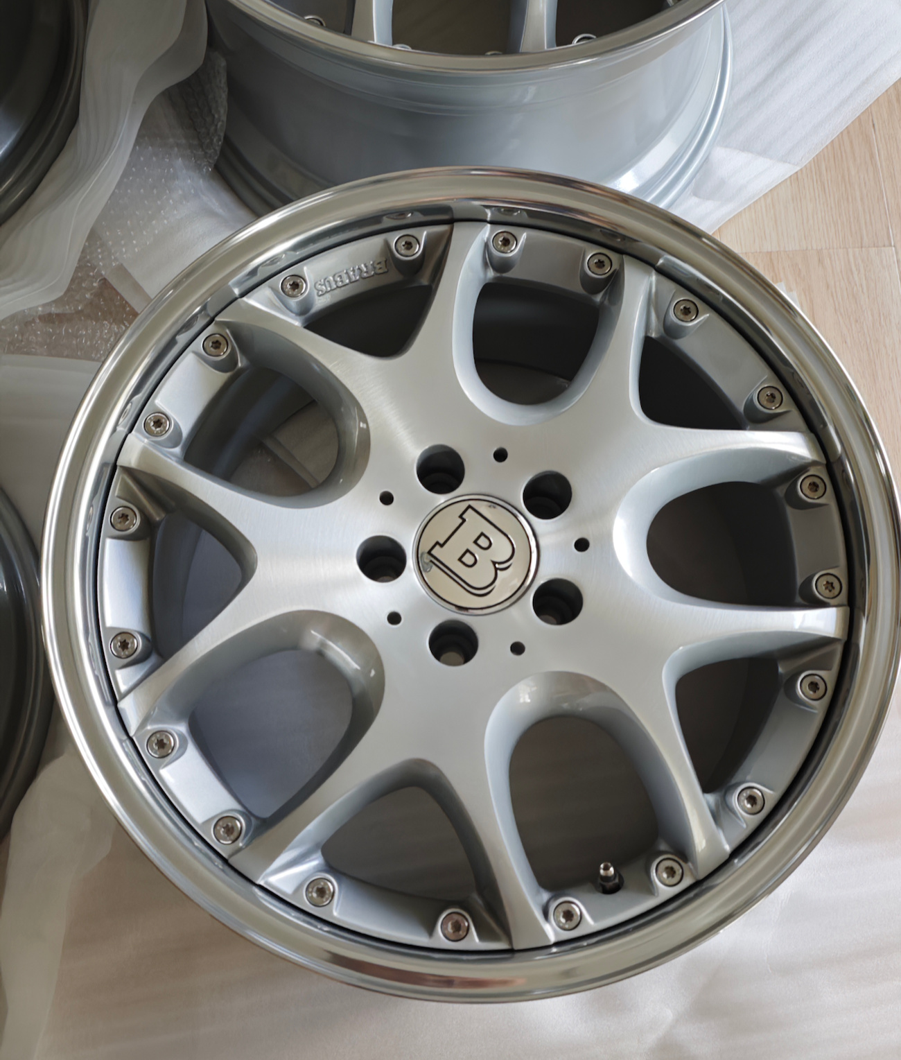 Staggered 2-Piece 18" BRABUS Monoblock V Wheels For Sale | The MB Market