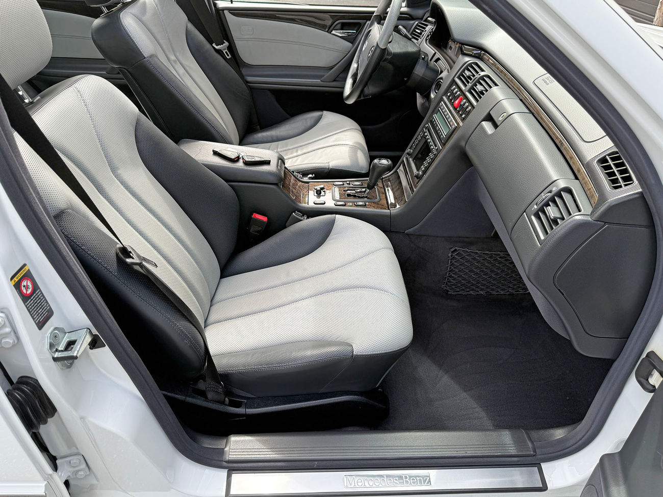 2000 Mercedes E55 Interior