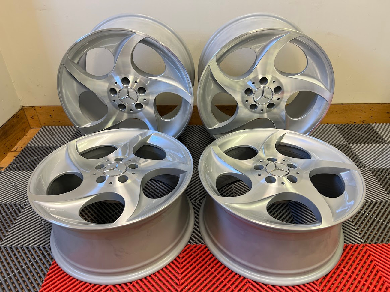 OEM 18" Mercedes-Benz R230 SL "Alphard" Wheels For Sale | The MB Market