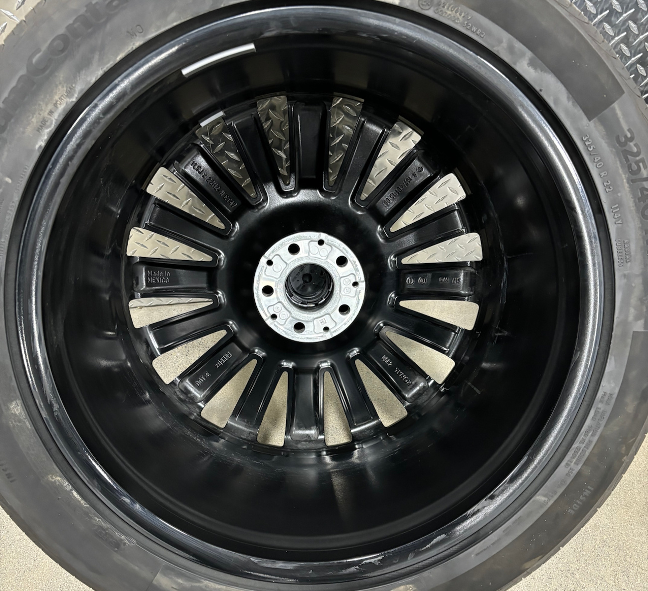 22" Mercedes-Maybach GLS OEM Wheels & Tires For Sale | The MB Market