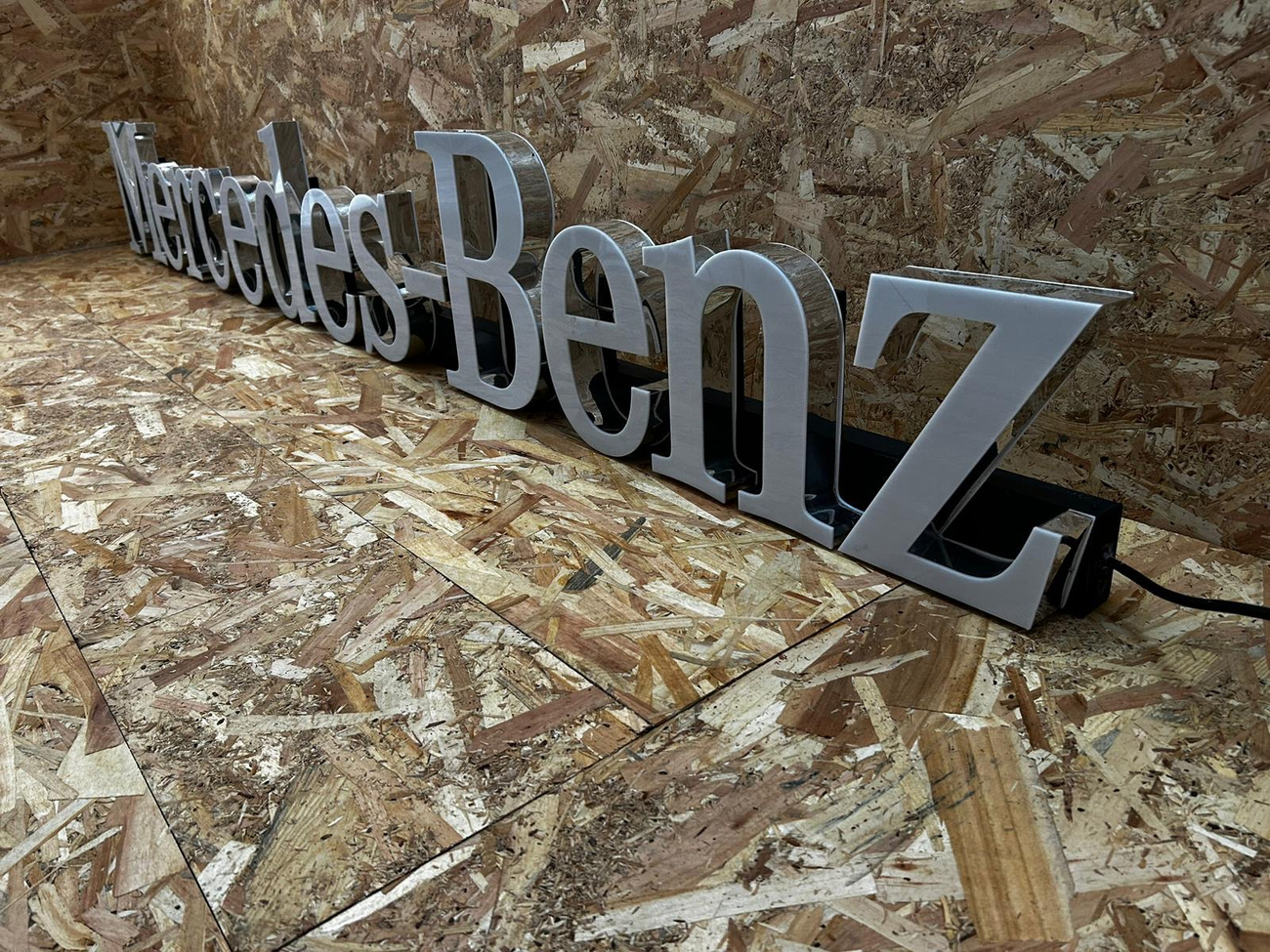 280cm x 35cm Illuminated Mercedes-Benz Dealer Sign For Sale | The MB Market