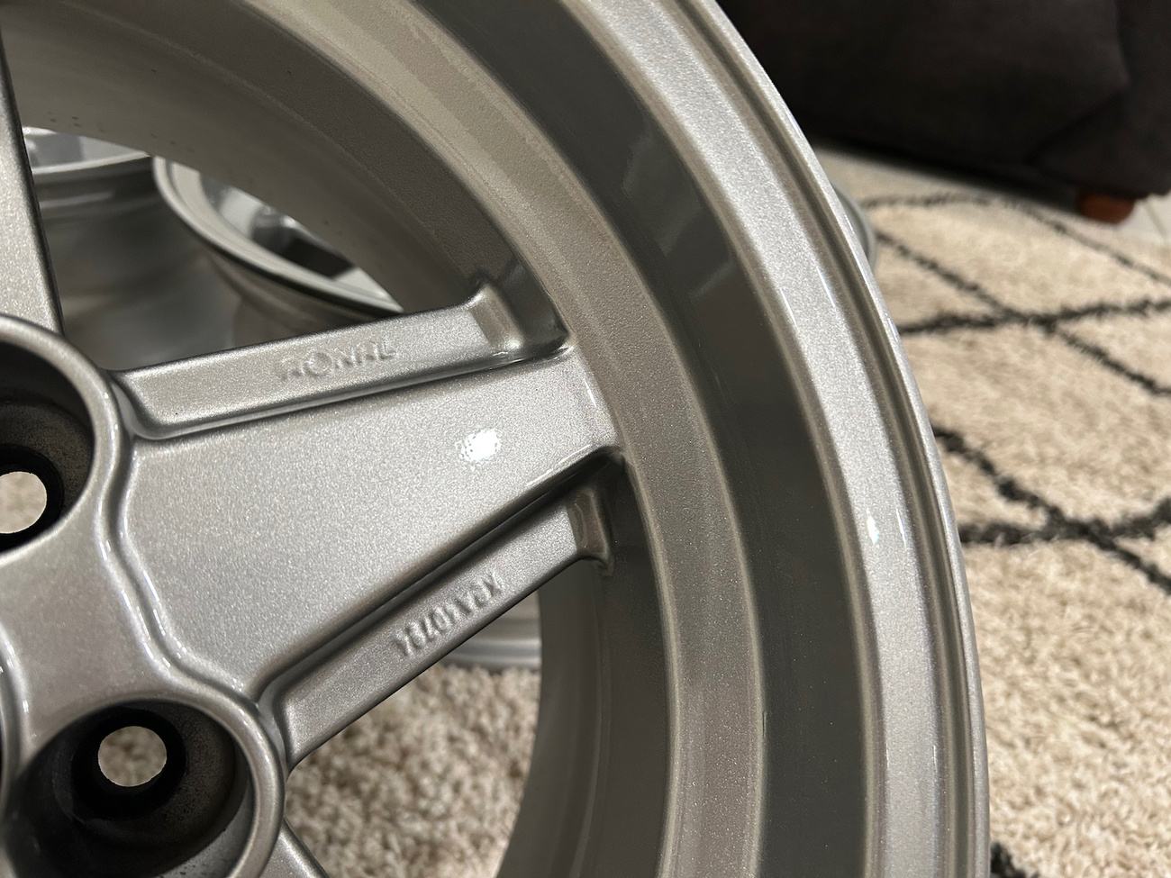 Staggered 16" Ronal R9 Penta Wheels For Sale | The MB Market
