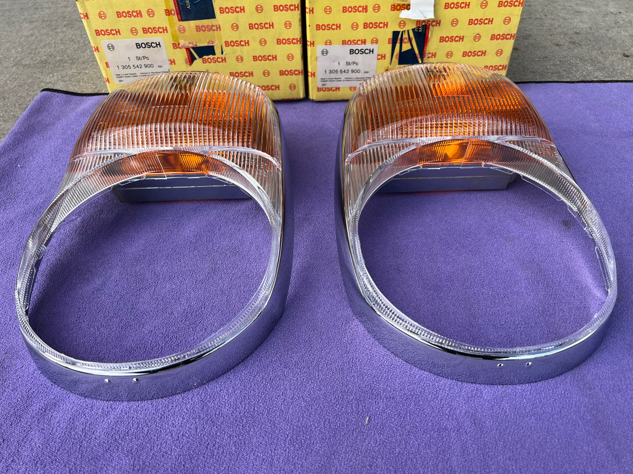 NOS BOSCH W113 North American Headlight Doors For Sale | The MB Market