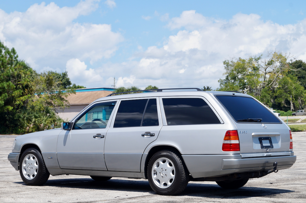 1995 Mercedes-Benz E250D Wagon w/5-Speed Manual Transmission For Sale ...