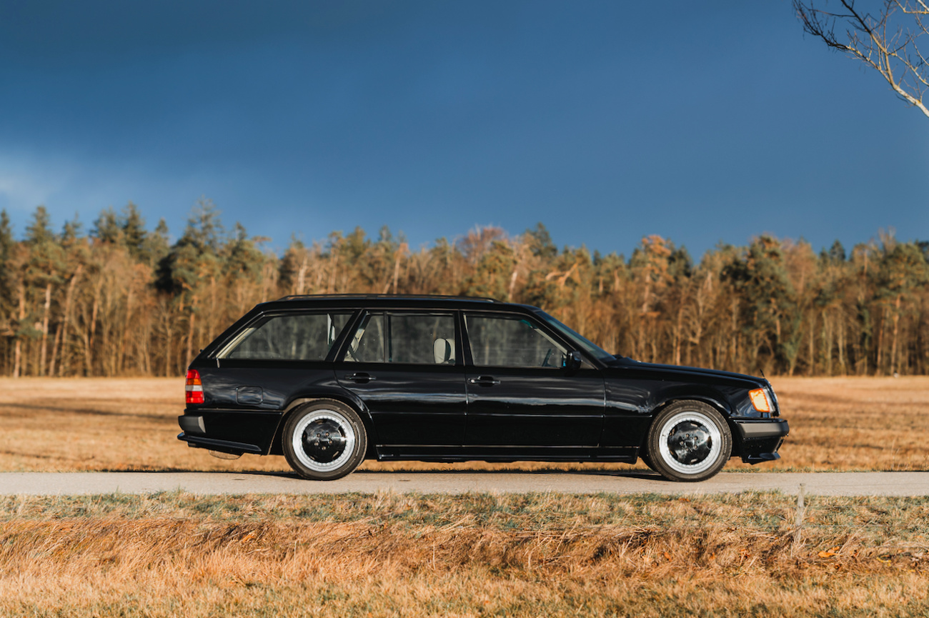 1991 Mercedes-Benz 300TE-24 3.4 AMG For Sale | The MB Market
