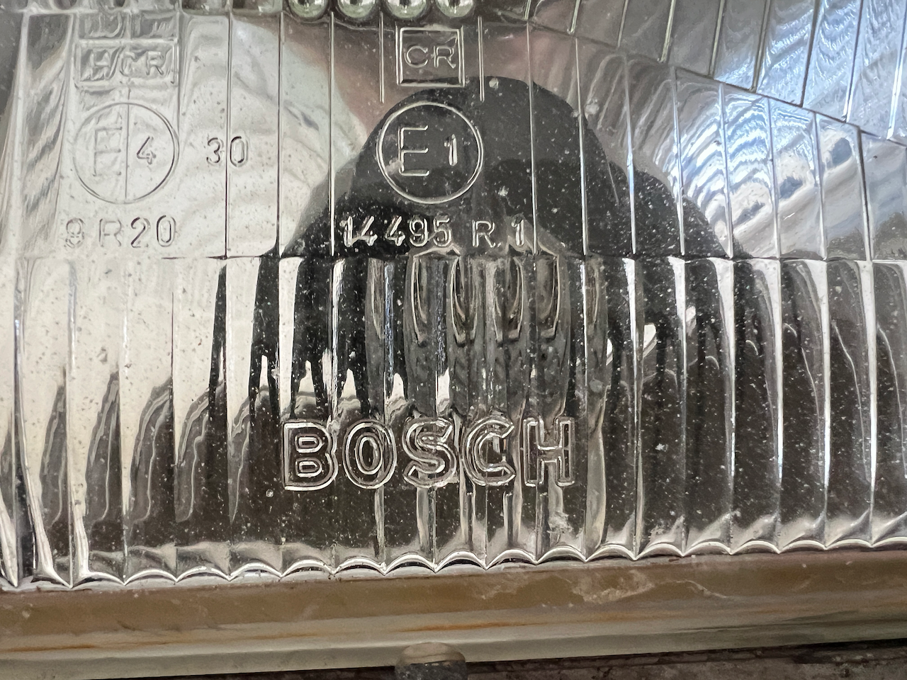 BOSCH R107 European Headlamps and Corner Lights For Sale | The MB Market
