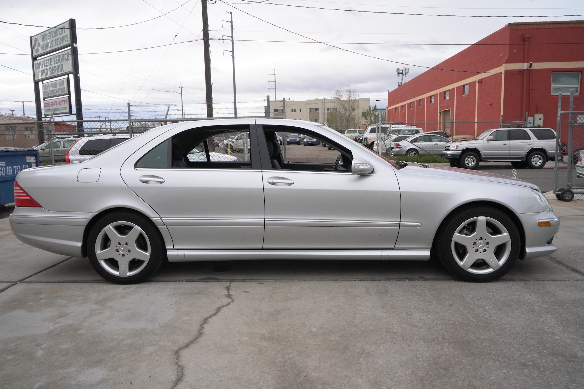 15k-Mile 2006 Mercedes-Benz S430 4Matic For Sale | The MB Market