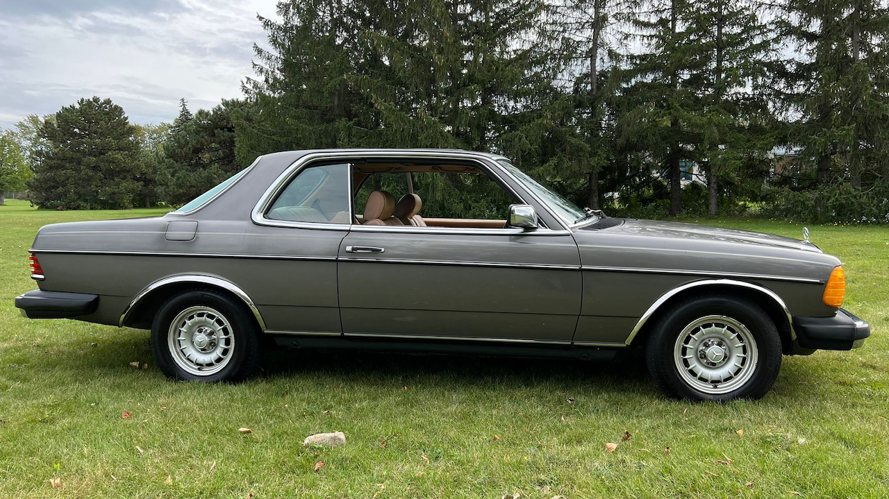 1984 Mercedes-Benz 300CD Turbo For Sale | The MB Market