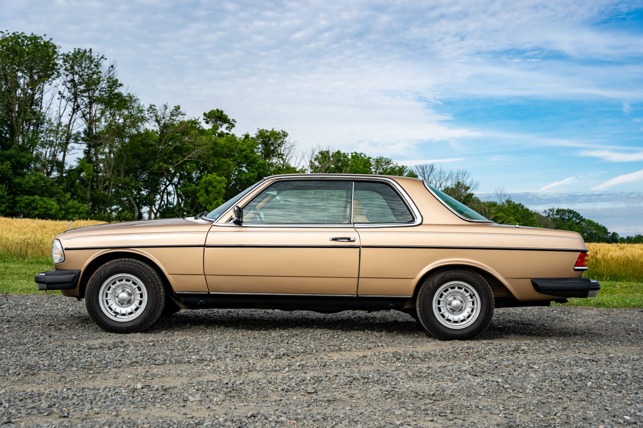 Modified 1983 Mercedes-Benz 300CD Turbo For Sale | The MB Market