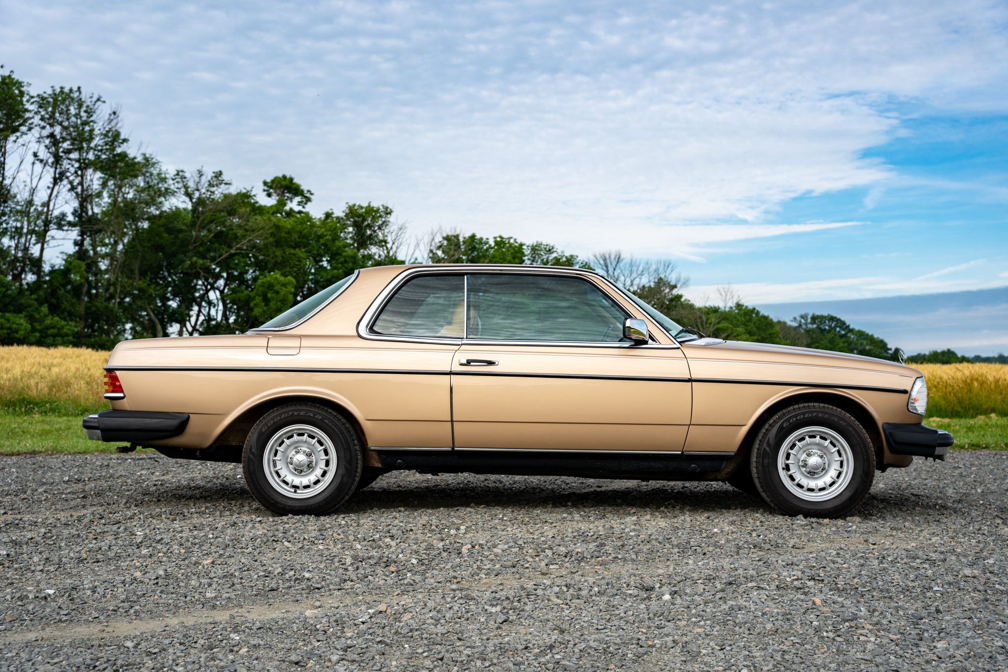 Modified 1983 Mercedes-Benz 300CD Turbo For Sale | The MB Market