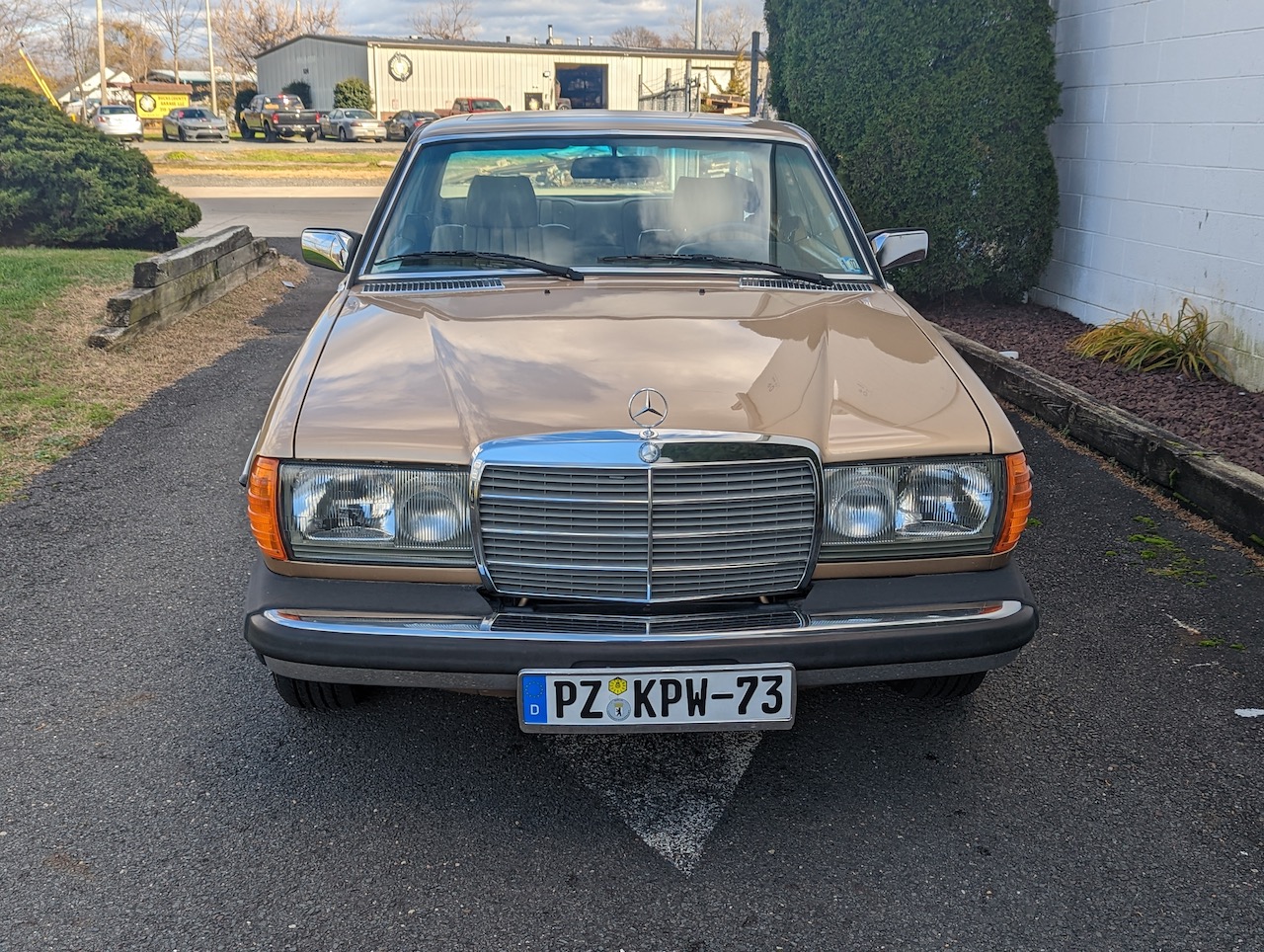 Modified 1983 Mercedes-Benz 300CD Turbo For Sale | The MB Market