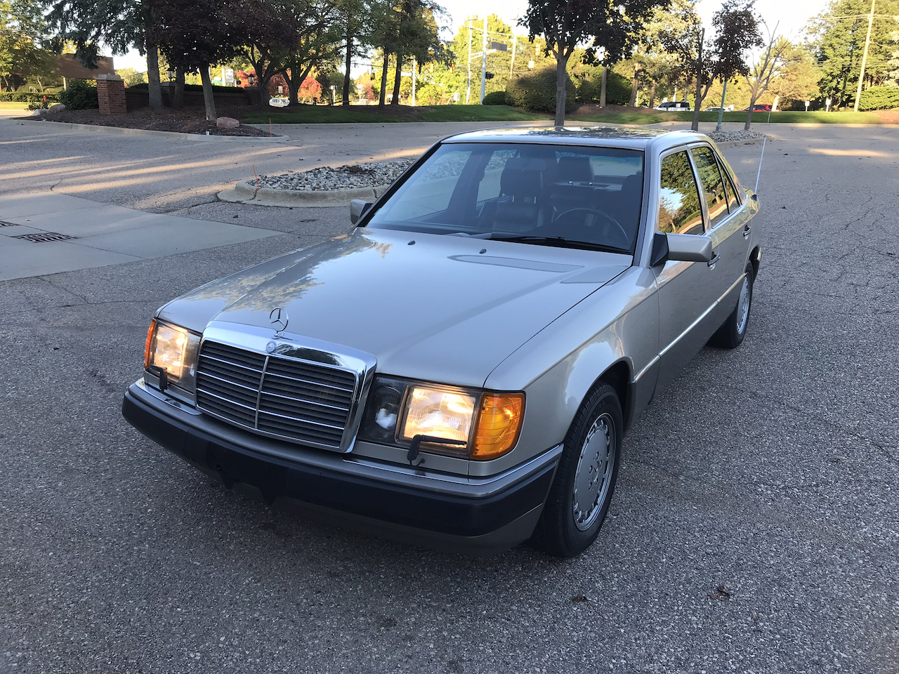 41k-Mile 1990 Mercedes-Benz 300E For Sale | The MB Market