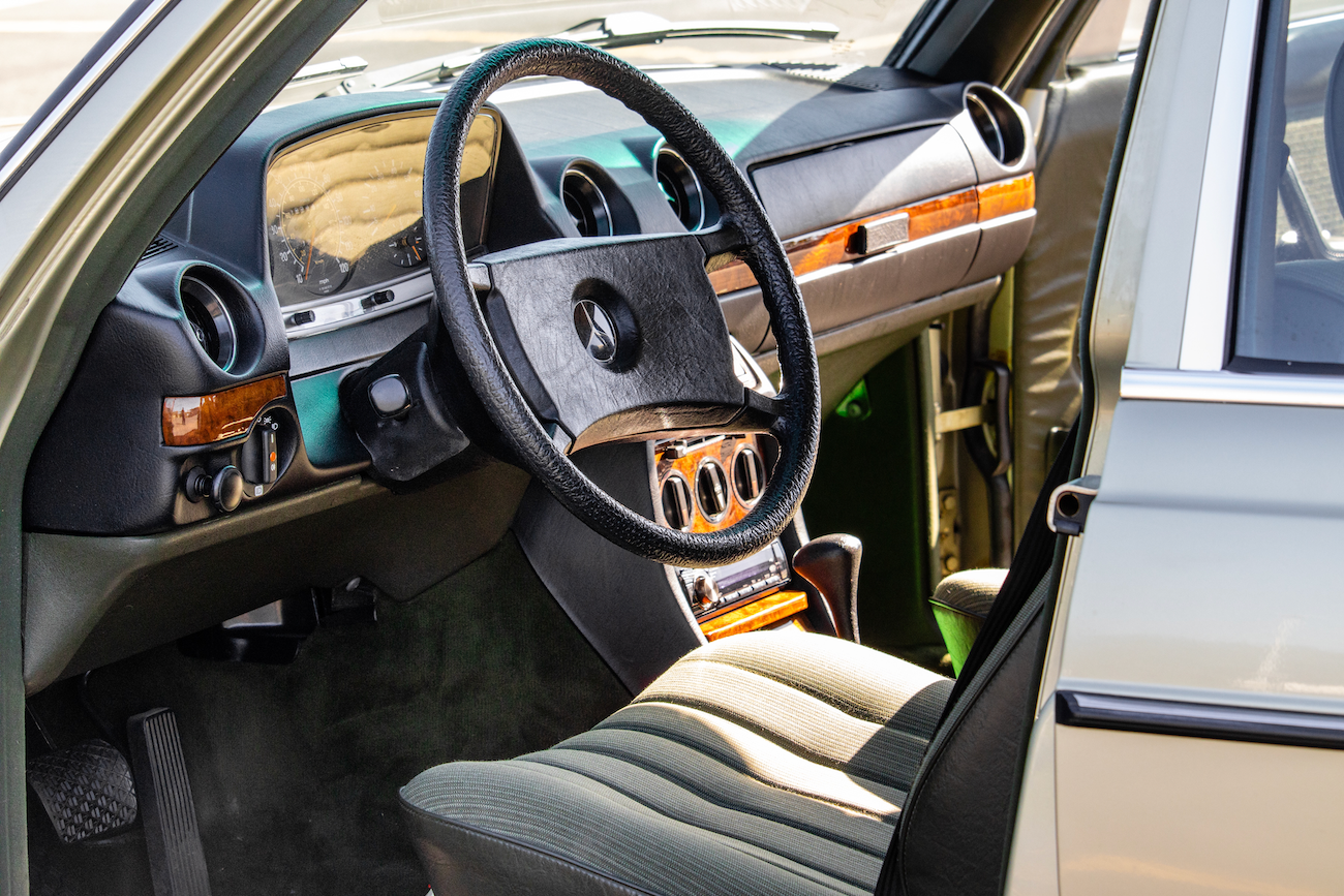 Euro 1984 Mercedes-Benz 280E AMG Tribute For Sale | The MB Market