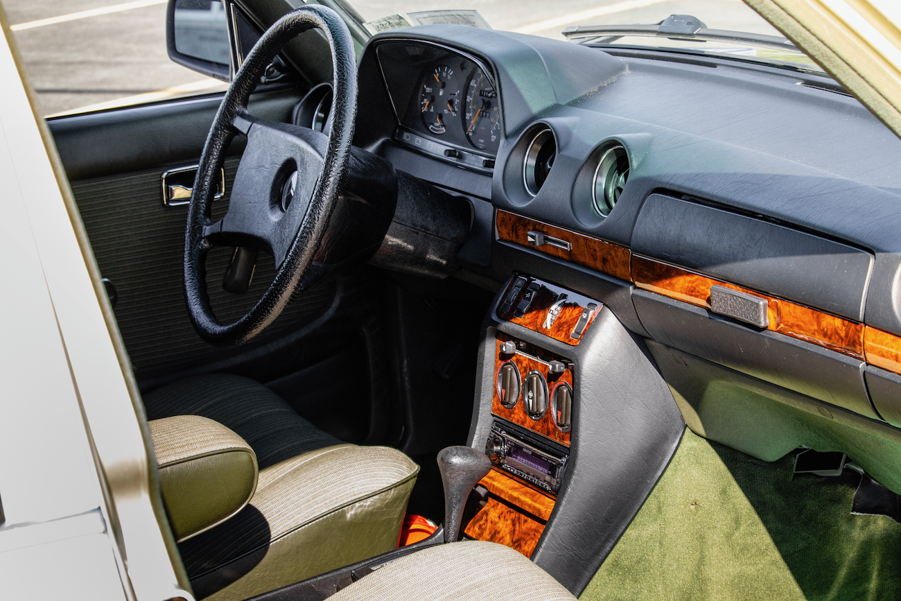 Euro 1984 Mercedes-Benz 280E AMG Tribute For Sale | The MB Market