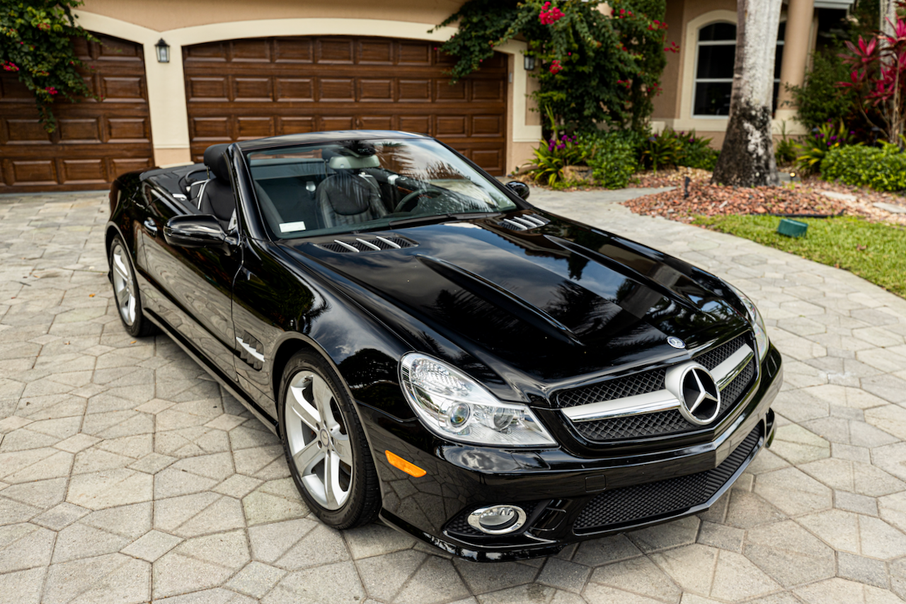 2009 Mercedes-Benz SL550 w/9k Miles For Sale | The MB Market