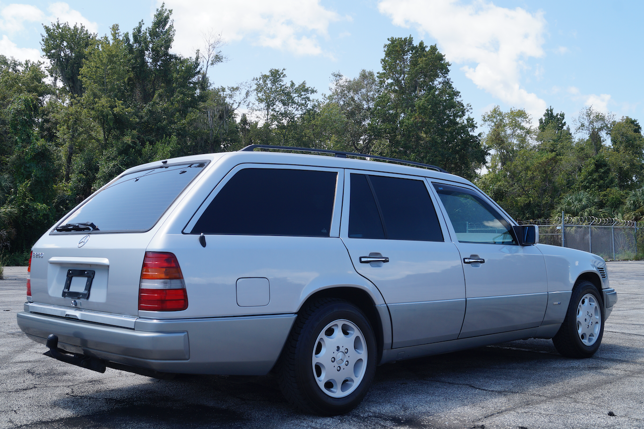 1995 Mercedes-Benz E250D Wagon w/5-Speed Manual Transmission For Sale ...