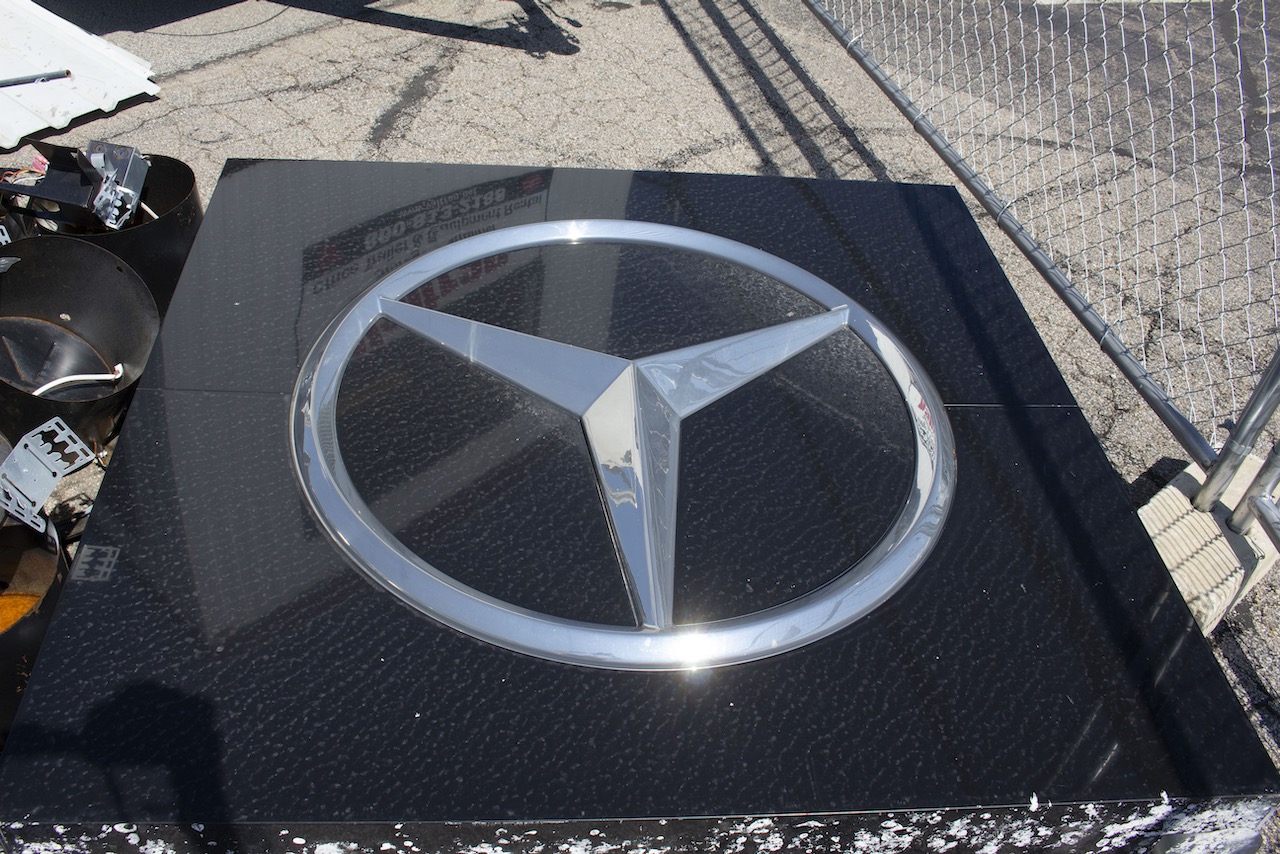 Original Mercedes-Benz Dealership Sign & Silver Star Logo Sign For Sale ...