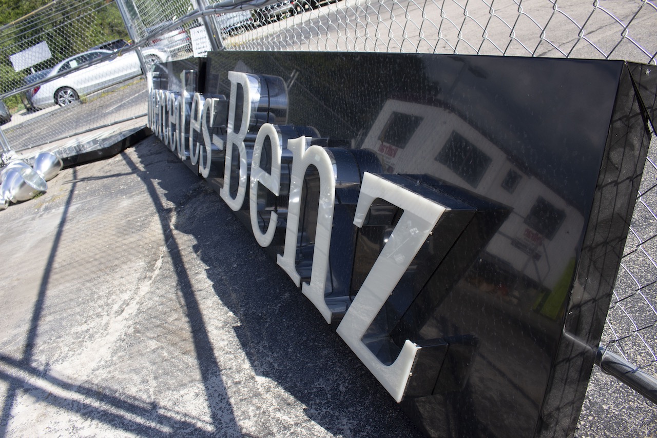Original Mercedes-Benz Dealership Sign & Silver Star Logo Sign For Sale ...